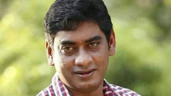 Watch Puliyattam Online